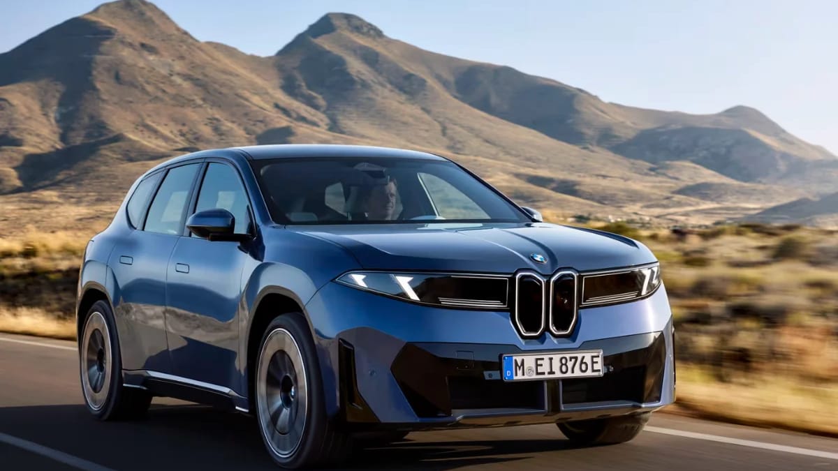 BMW is going to start fitting its updated and new look roundel on new ...
