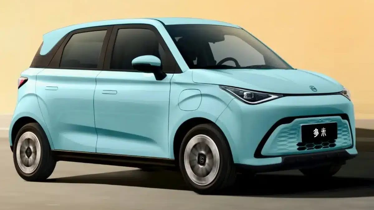 New micro EV from China unveiled as it goes on sale for an impressively ...