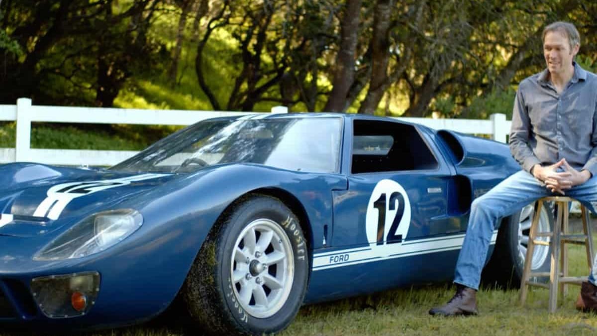 A guy built himself a Ford GT40 for a fraction of the value