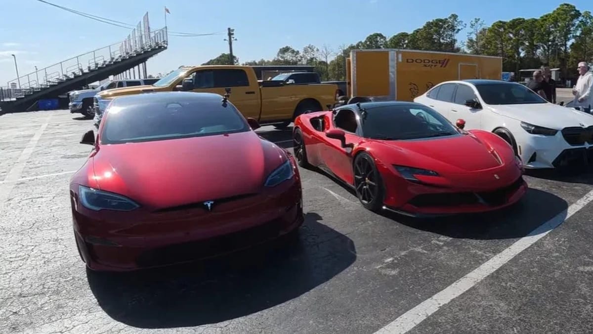 Florida man drag races a Ferrari SF90 against a Tesla Model S Plaid and ...