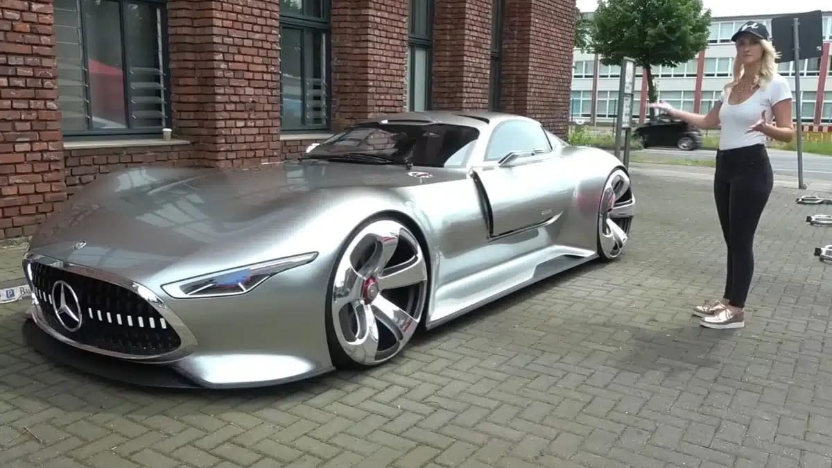 Mercedes modified the 'world's coolest car' so it could be driven by ...