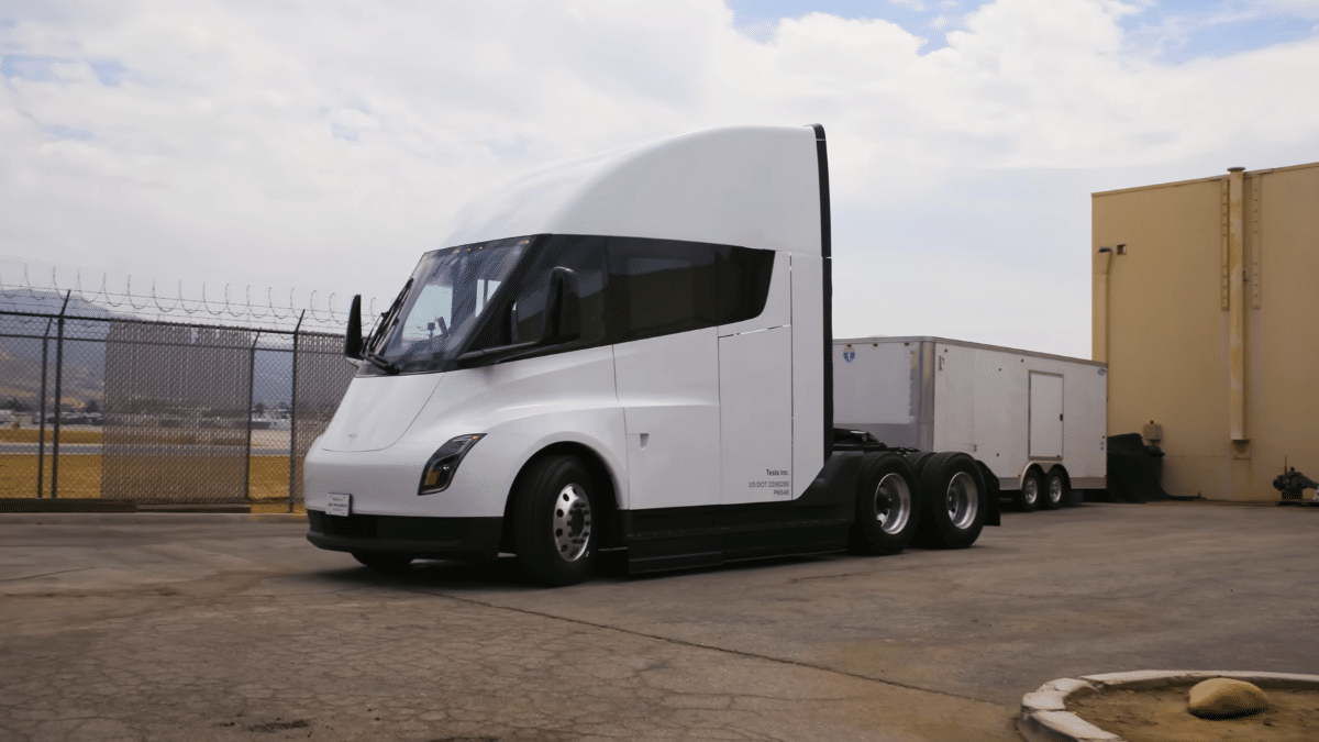 Tesla offers rare Semi update, reveals timeline for first production trucks