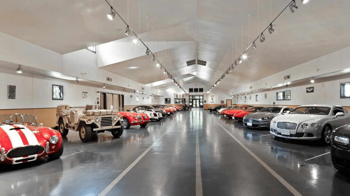 The former owner of Yankee Candle used a lot of his multi-million ...