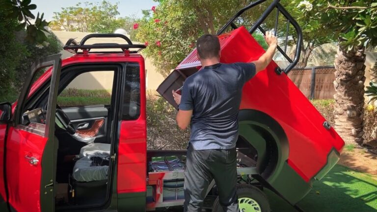 Unboxing the world’s cheapest pickup truck from China