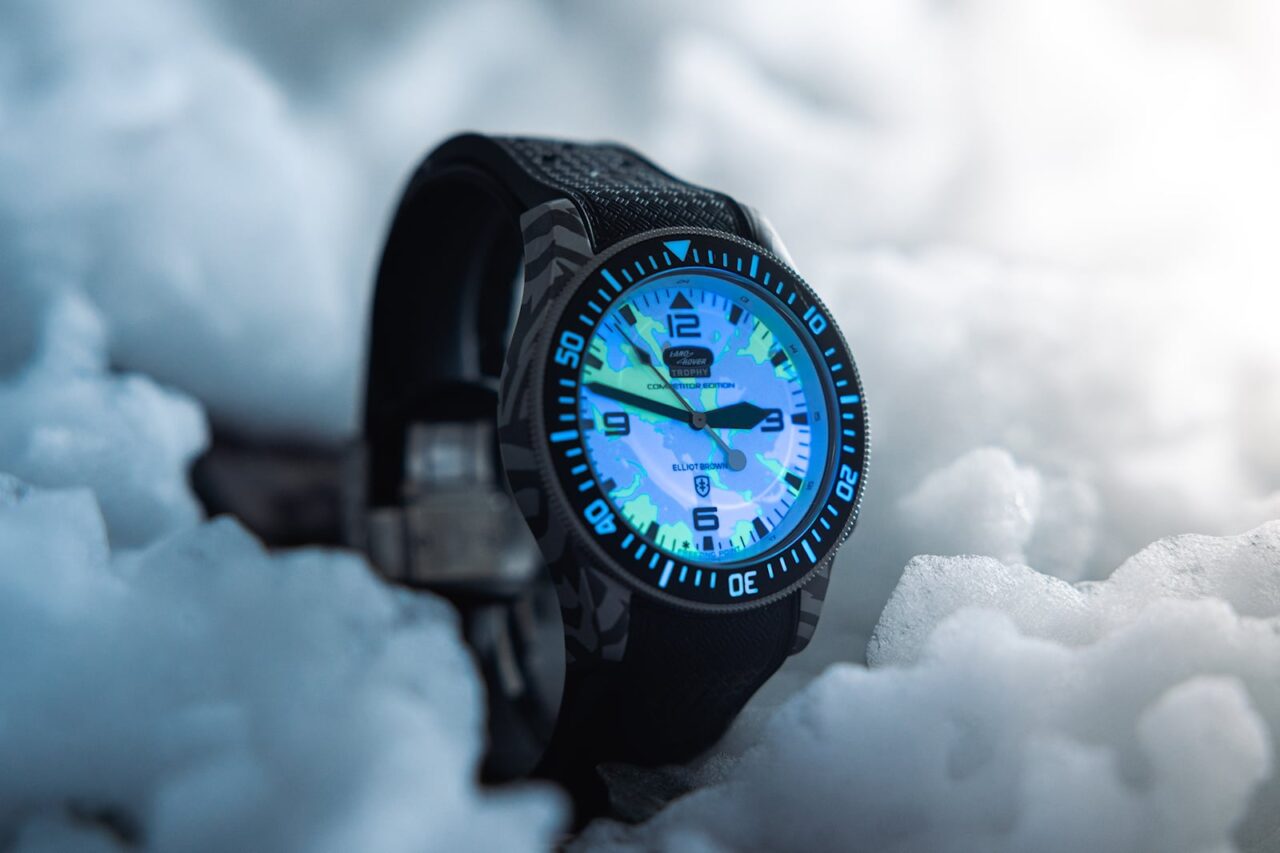 Land Rover has made a cool watch and it’s less expensive than you might ...