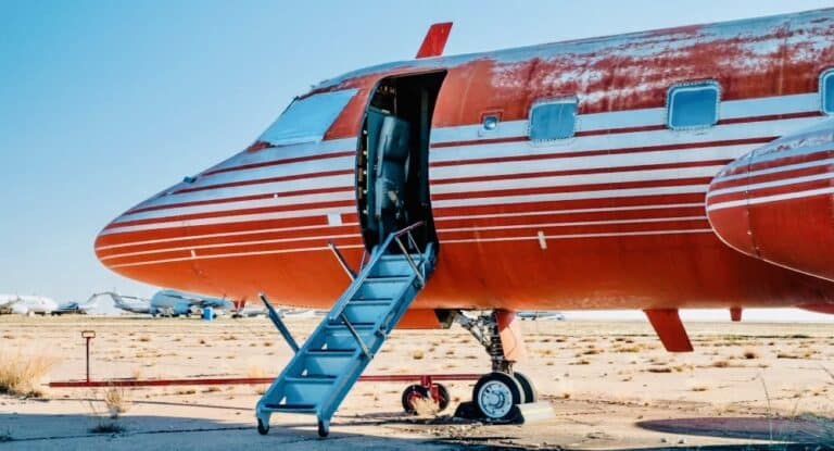Abandoned private jet of Elvis Presley being turned into RV