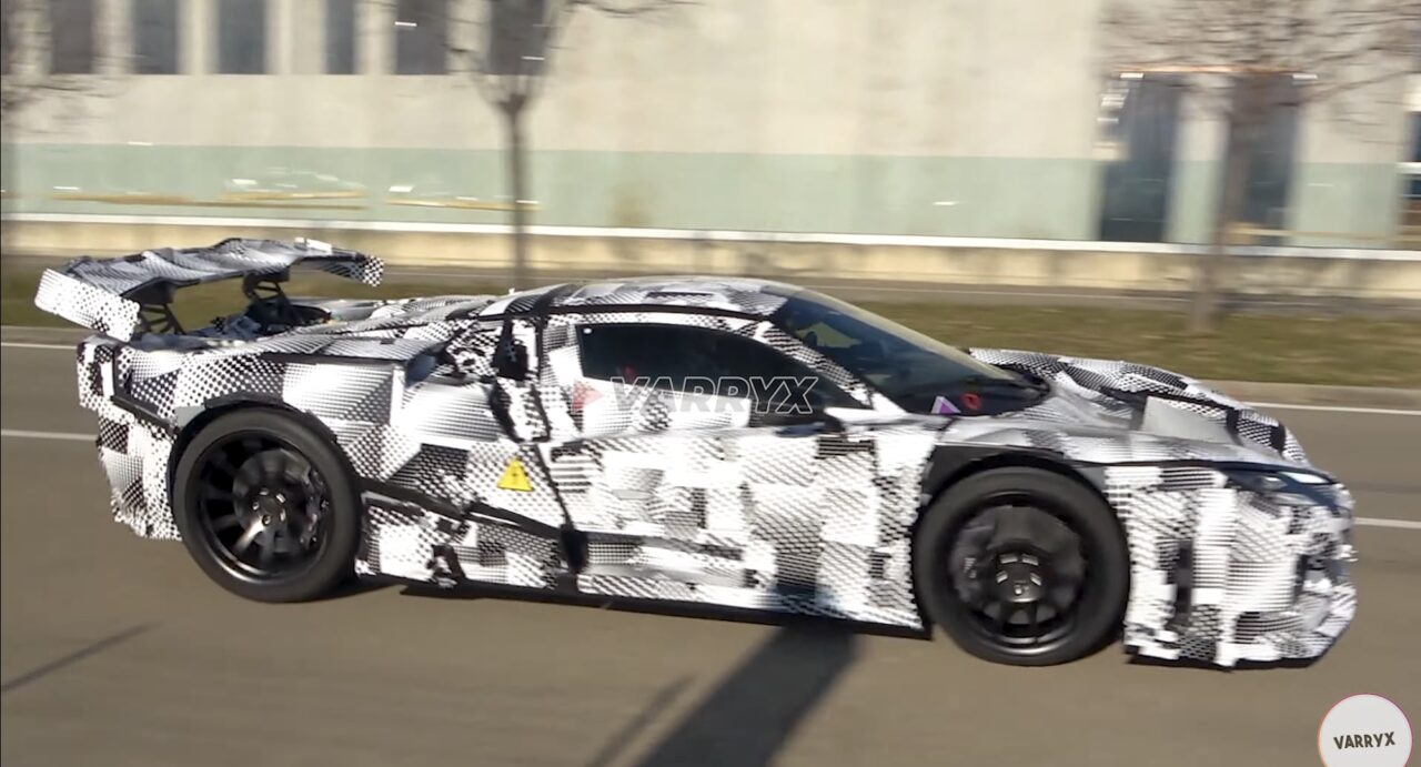 Ferrari F250 prototype spotted in Italy