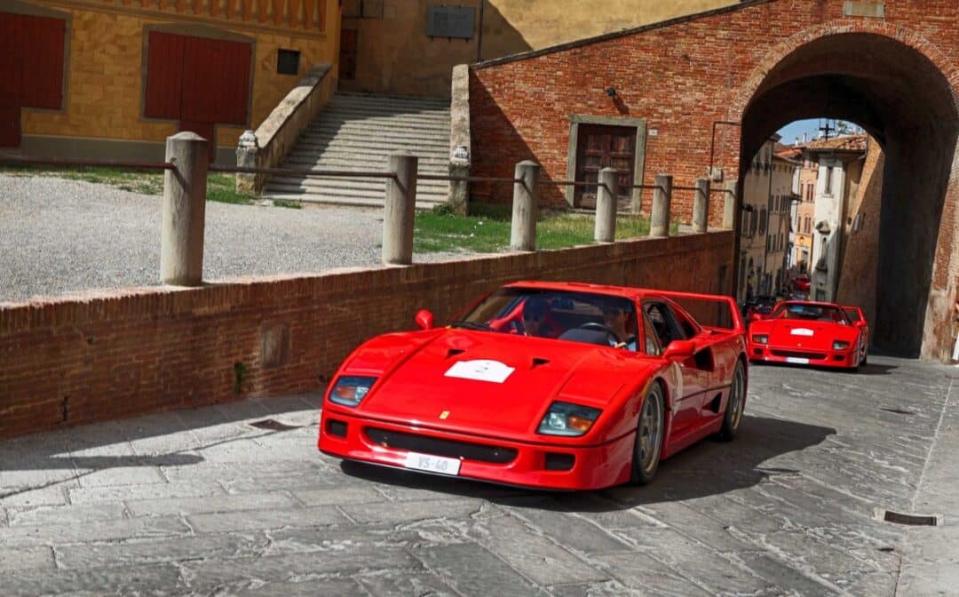 Ferrari meetup shocks small town with largest F40 collection