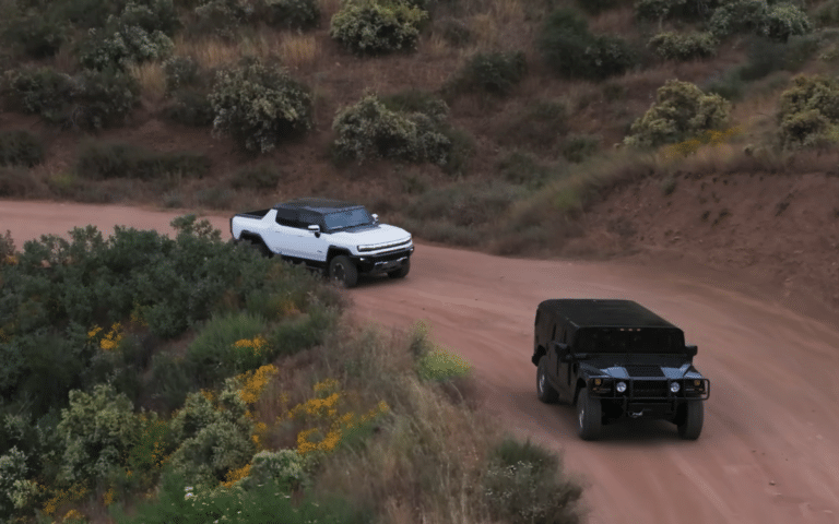 Hummer H1 and Hummer EV face off in wild tug-of-war contest