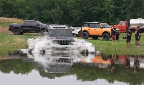 These guys just built a Hummer boat and the results are epic
