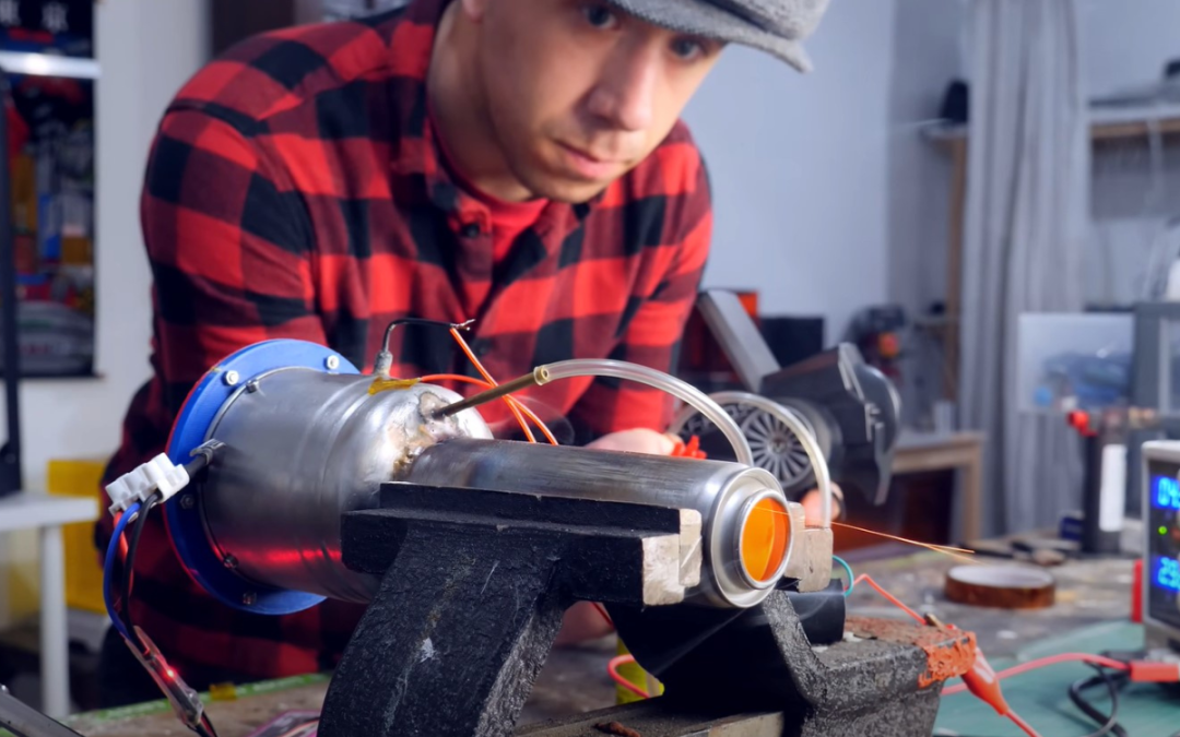 YouTuber builds jet engine from scratch and bolts it to a skateboard ...