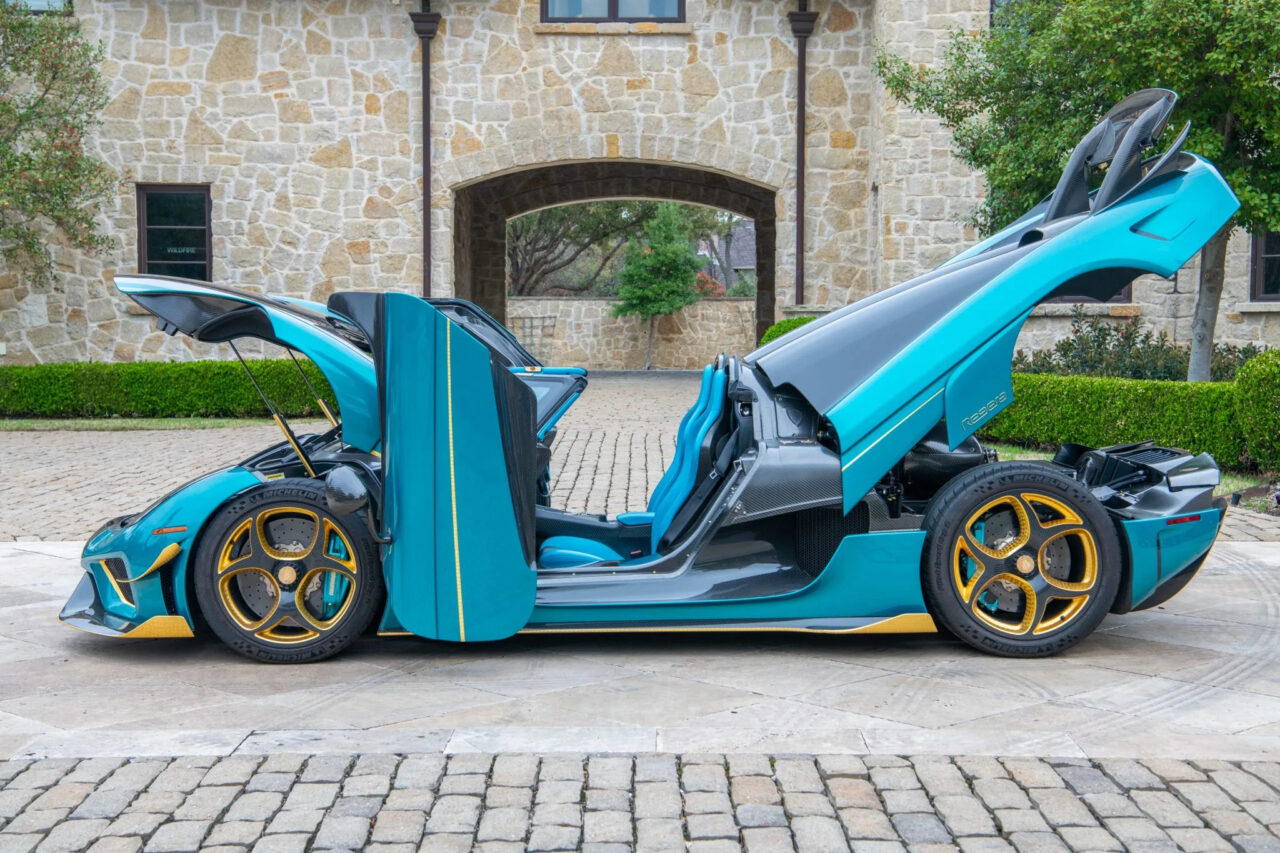 The optional extras on this Koenigsegg Regera cost more than most ...