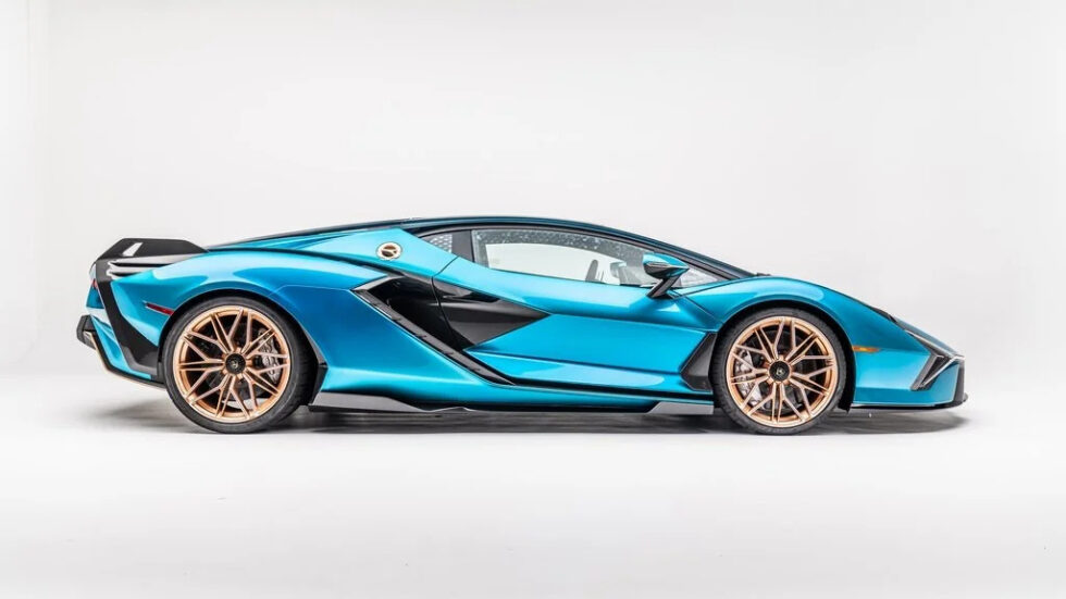 Lamborghini Sián for sale with 136 miles on the clock