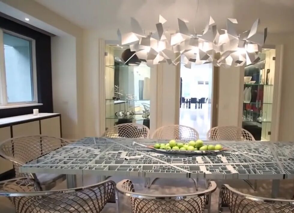 MJ's mansion comes with unique gift to sweeten the deal