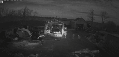 Disaster strikes for man restoring Land Rover Defender