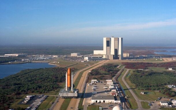 The $130m Crawler is the biggest vehicle in the world and carries space ...