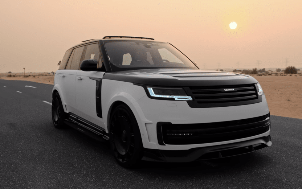 Range Rover SV 2024 Mansory designed to look like a Stormtrooper