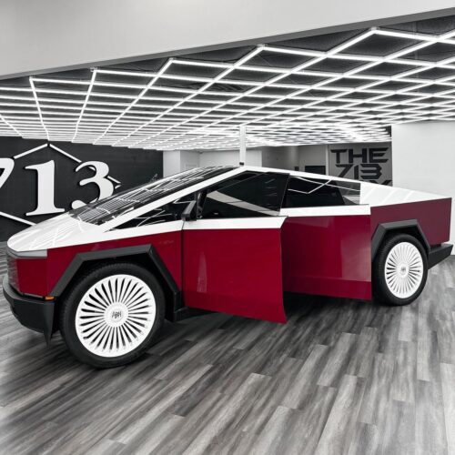 Rapper has color-matched his Cybertruck to his two Maybachs