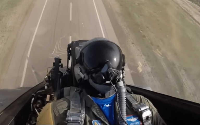 Footage of F-22 Raptor cockpit released for the first time