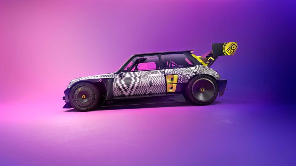 The iconic Renault R5 is back with 375 hp from its electric heart