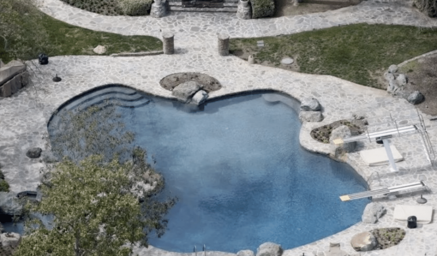 Photos reveal Michael Jackson Neverland ranch is transformed