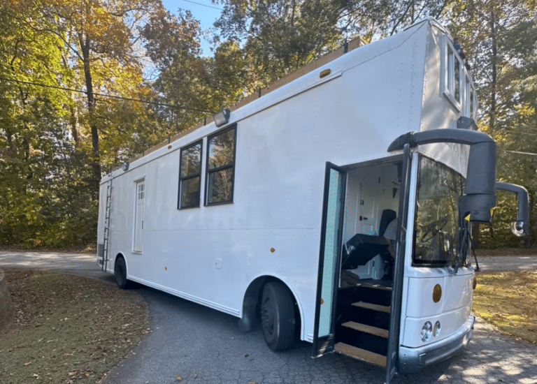 Man turned a 40-foot full-sized school bus into a tiny home