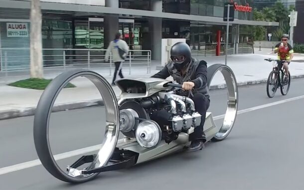 This $1 million custom motorbike is powered by a Rolls-Royce plane ...