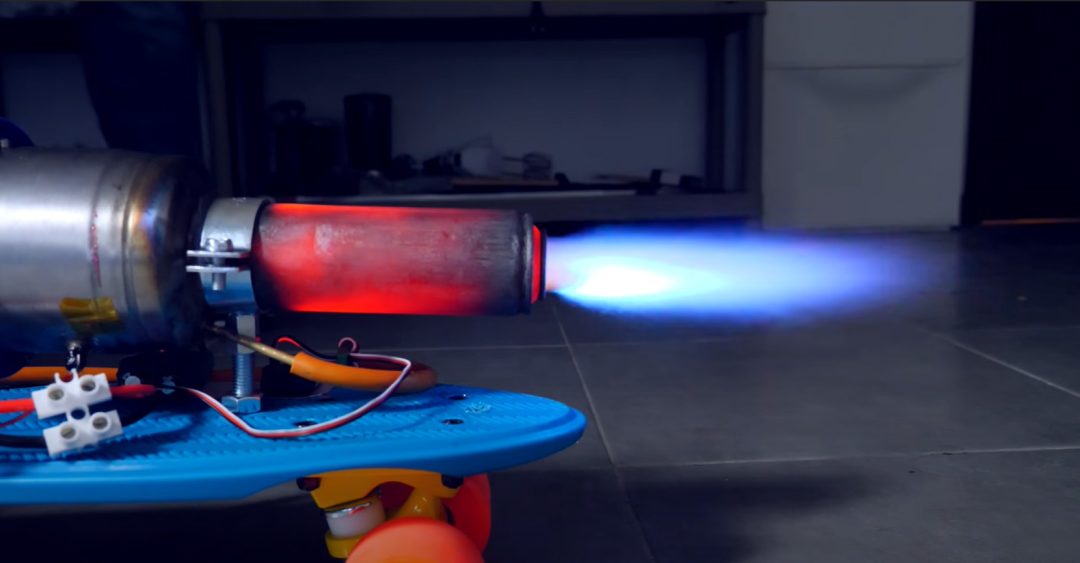 YouTuber builds jet engine from scratch and bolts it to a skateboard ...