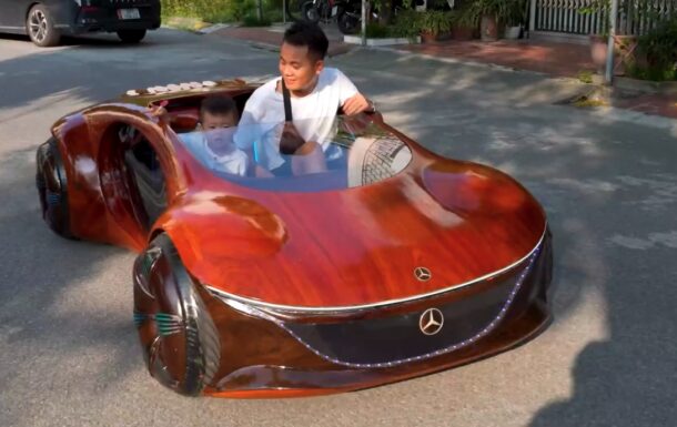 This Mercedes Vision AVTR built from wood has real bionic flaps