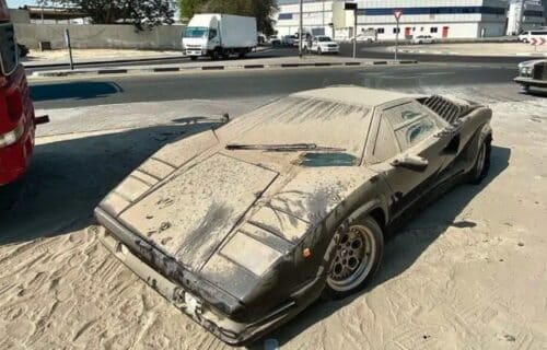 Abandoned Lamborghini Countach uncovered in Dubai