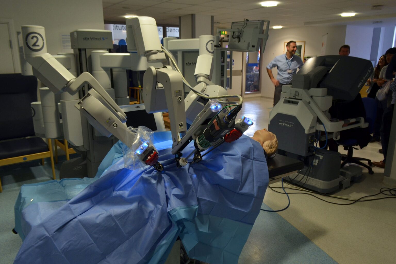 Doctor performs remote robotic surgery in a breakthrough