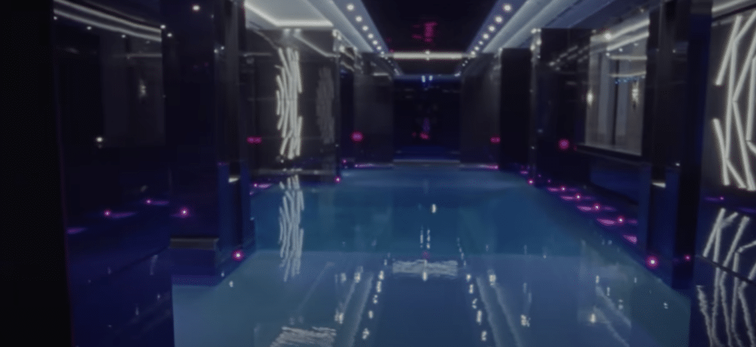 $100m Toronto mansion Drake owns has a basketball court