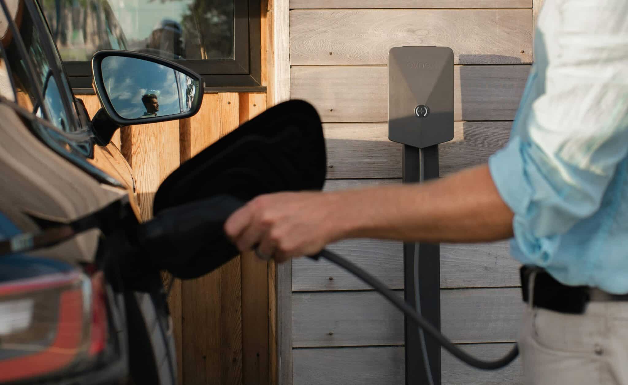 EV drivers praise money saving way to charge vehicles