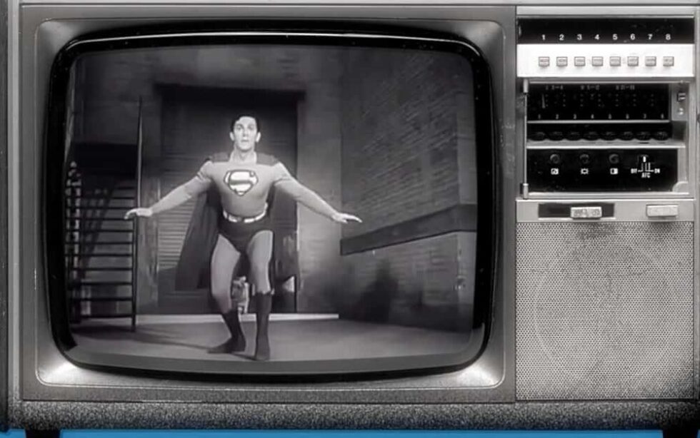 This is how the craziest flying scenes are shot in movies