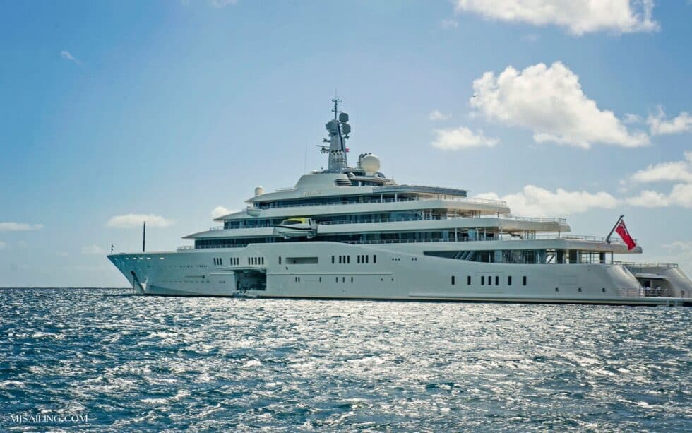 405ft Giga-Yacht is the most expensive thing sold on eBay