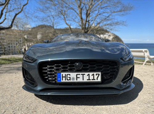 These are the five coolest features of the Jaguar F-TYPE 75