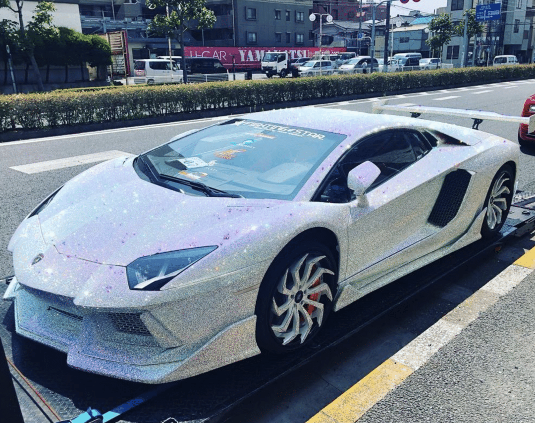 This Lamborghini is covered in 1,350,000 Swarovski crystals
