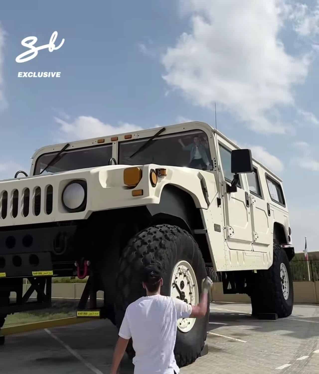 World’s largest Hummer owned by UAE sheikh is 21-feet tall and has two ...