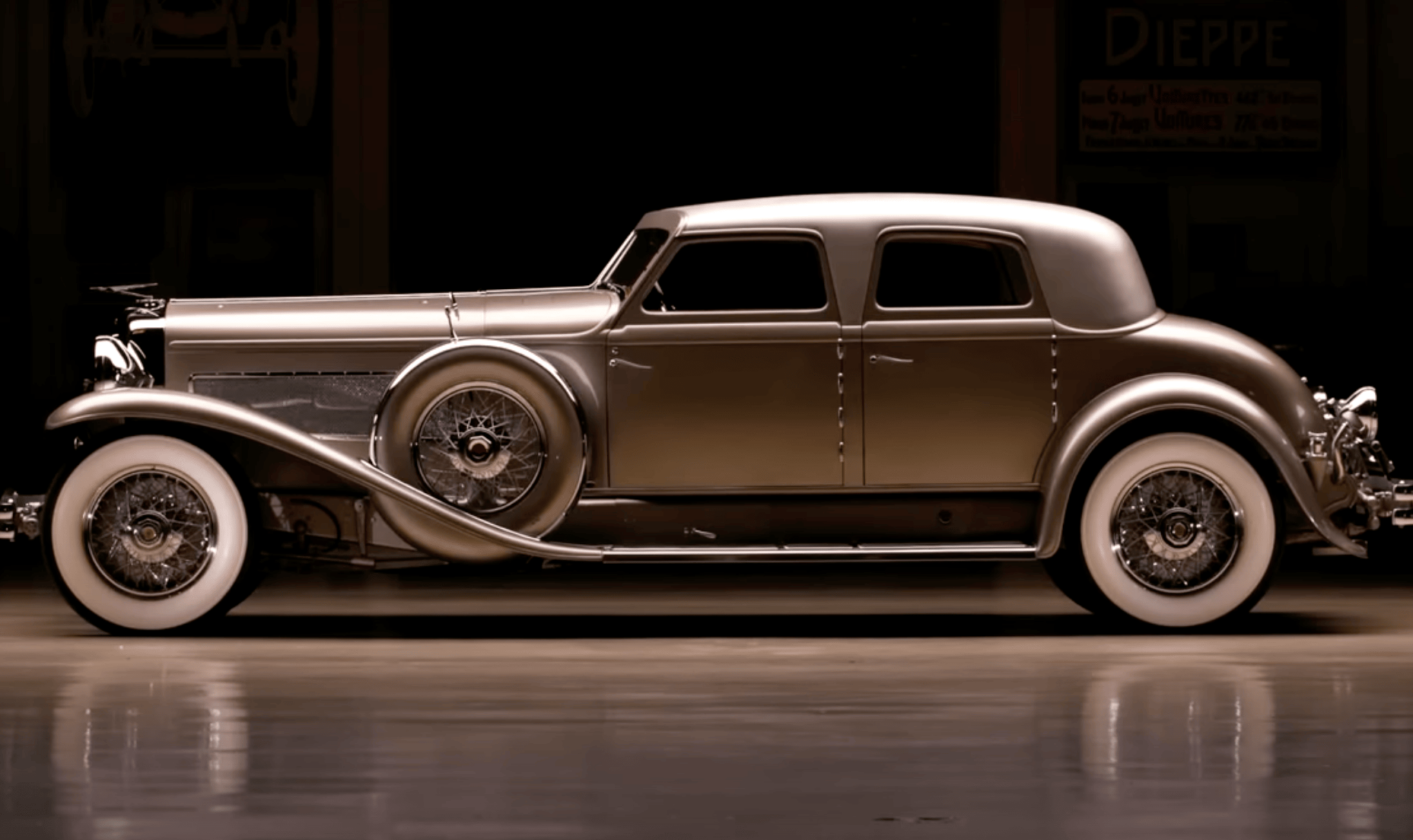 Amazing 100-year-old Duesenberg drives like a modern car