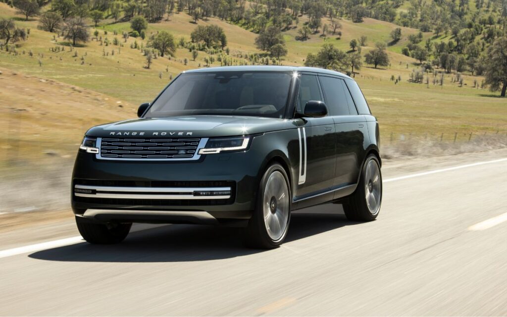 The new ultra-luxurious Range Rover Autobiography is a rock-crawling 4× ...