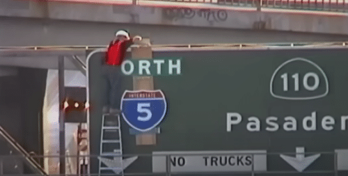 Artist helped millions of LA drivers by making his own sign