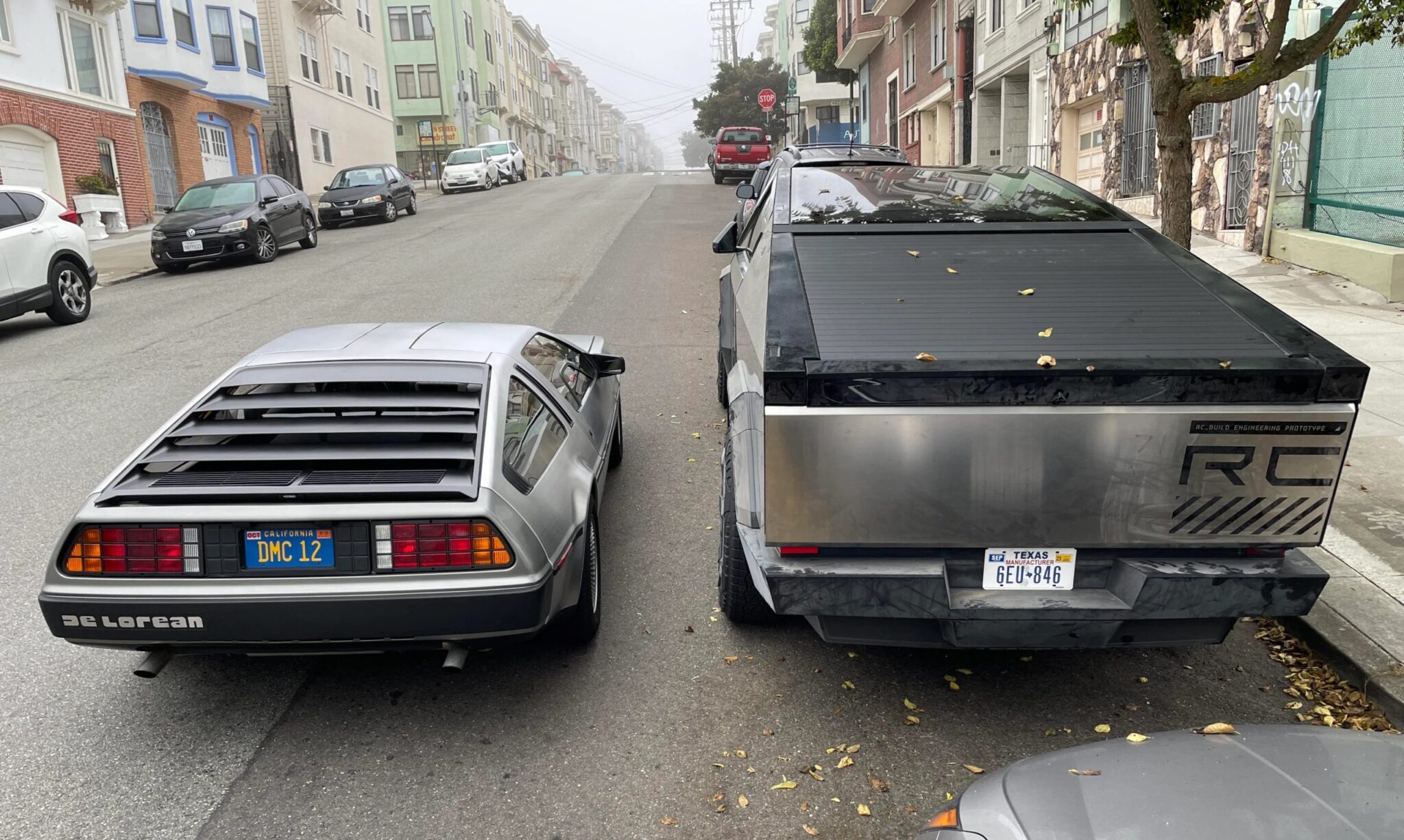 Footage shows Tesla Cybertruck and DeLorean size difference