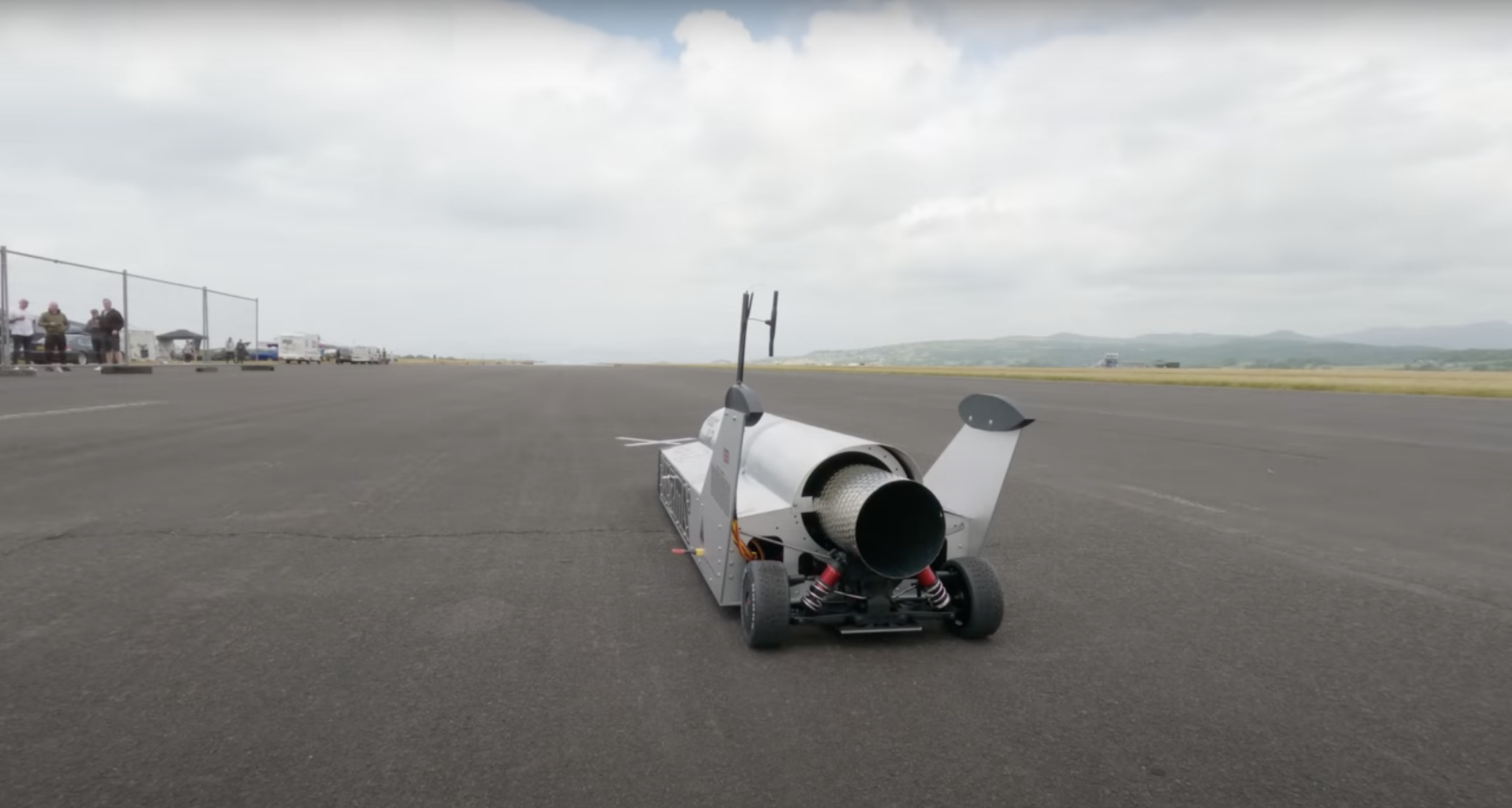 Man breaks world speed record with his remote-controlled car